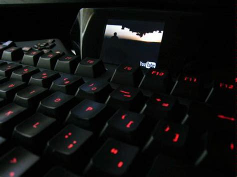 Logitech G19 Programmable Gaming Keyboard With Color Display Spyful