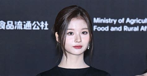 엔믹스 설윤 단아한 여신 [포토엔hd]