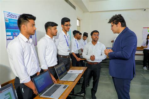 Job Scope After Bca Course And Job Options After Bca Degree