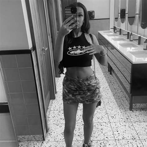 Ria🐆🍒 Xrubyanderson On Threads