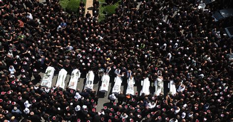 Miles Despiden A Los Niños Muertos En Majdal Shams Imágenes Del