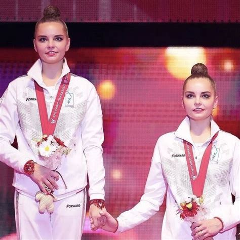 Pin Van Averins Fan 💯 Op Дина и Арина Аверины