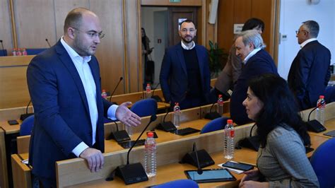 Пълен списък на членовете и ръководствата на постоянните комисии в СОС Новини бг