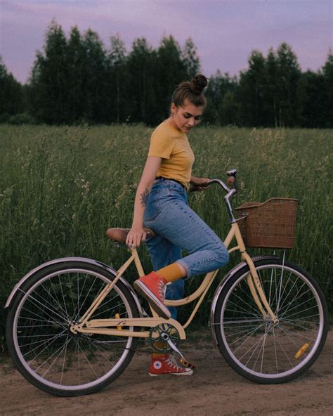 летние фото идеи Фотосессия Женские позы Женский велосипед