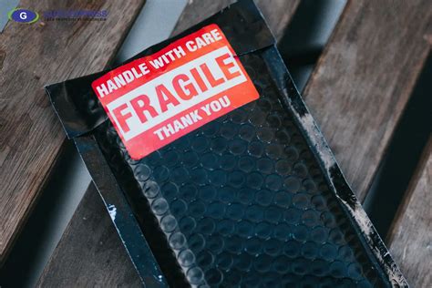 Cara Mengirim Barang Fragile Panduan Dan Tip Packing Anti Rusak Auto Express