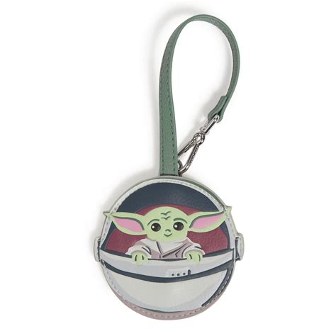 Look At Vera Bradley S New The Mandalorian Collection Exclusive