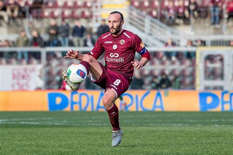 Salernitana Livorno 1 0 Ai Campani Basta Un Gol Di Djuric Quilivornoit
