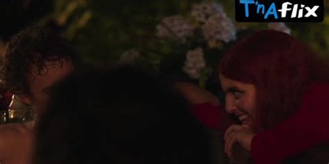 Beanie Feldstein Lesbian Scene In How To Build A Girl Tnaflix Com