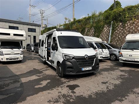 2023년식 뉴마스터 디파트 캠핑카 4인승 신차급 8100만원 서울∙경기 중고캠핑카 은 역시 캠박에서