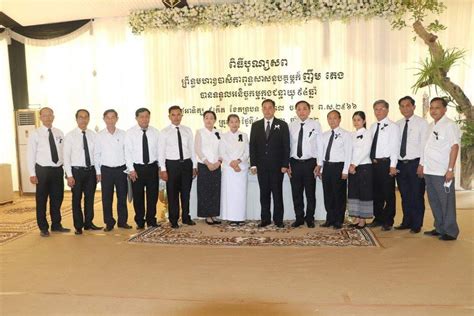 អភិបាលខេត្តកំពង់ចាម ដឹកនាំគណៈប្រតិភូខេត្ត អញ្ជើញគោរពវិញ្ញាណក្ខ័ន្ធ មហាឧបាសិកា ញឹម តេង នគរដ្រេហ្គន