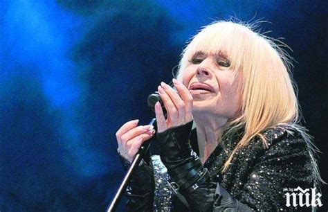 САМО В ПИК И РЕТРО Тайният мъж на Лили Иванова Снимка Информационна агенция ПИК