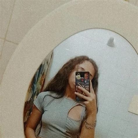 Pretty Girl ☆♡ Itz Luci4 • Threads Say More