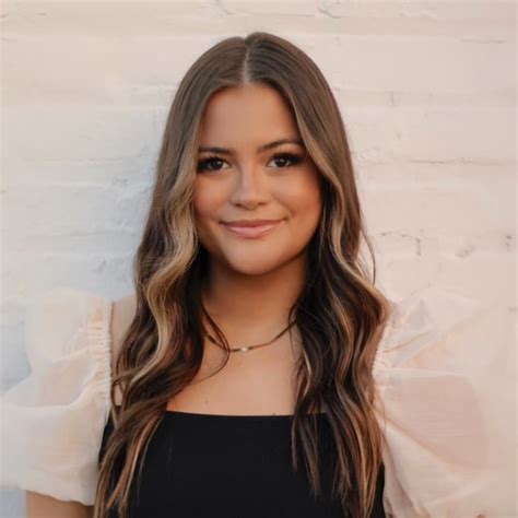 Alexandra Owingss Amazon Page