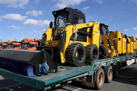 Цас цэвэрлэх давс цацах зориулалтын 33 машинтай боллоо