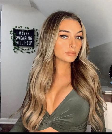 Discover More Like Barstoolboners Bri And Related Content Scrolller