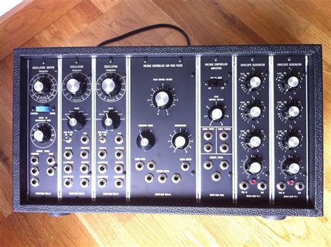 MATRIXSYNTH MOS LAB SYSTEM A MODULAR ANALOGUE SYNTHSIZER