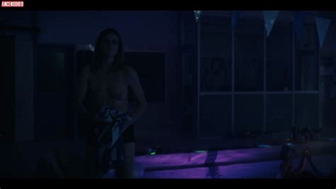 Naked Missi Pyle In Y The Last Man