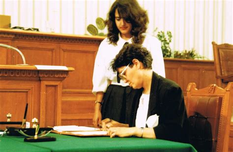 Енергетика Пряко действие на Конституционни разпоредби относно съдебната власт Образци на