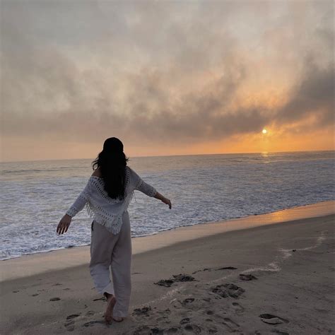 Gabriela Floress Feet