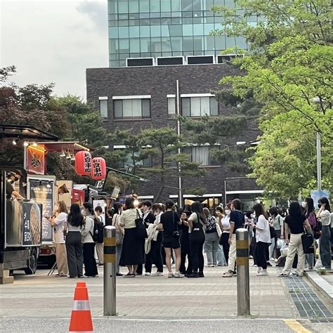 짱츄닭 푸드트럭짱츄닭 대학교 축제 지난 5월 서울권에 있는 해마다 가는 대학교 벌써 몇 년째