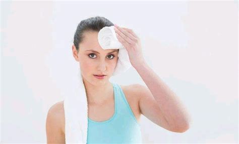 夏天出汗多，是身体在“排毒”还是体虚了？4种汗提示体虚汗液气虚因为