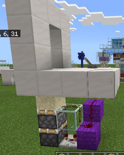 1x2 Hipster Door W Gravity Blocks Ueggfur