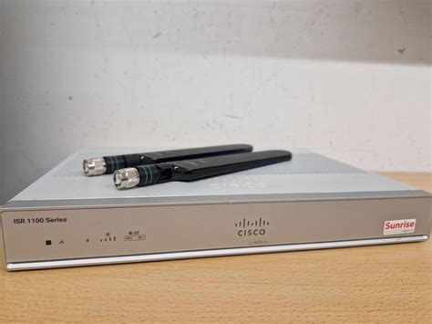 Cisco Cs1117 Isr 1100 Series Mobile Router Lte Gebraucht In