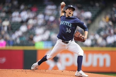 Logan Gilbert Reaches 200 Ks Mariners Stay On Edge Of Playoff Race With 3 2 Win Over Yankees