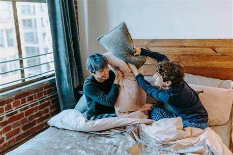 15 Best Long Distance Sex Toys For Couples Uk