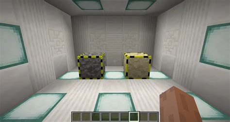 High Vis Suspicious Blocks Minecraft Texture Pack