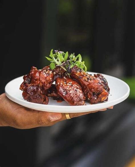 Sheen Magazine New Orleans Influencer Taylor Arnell Restaurant