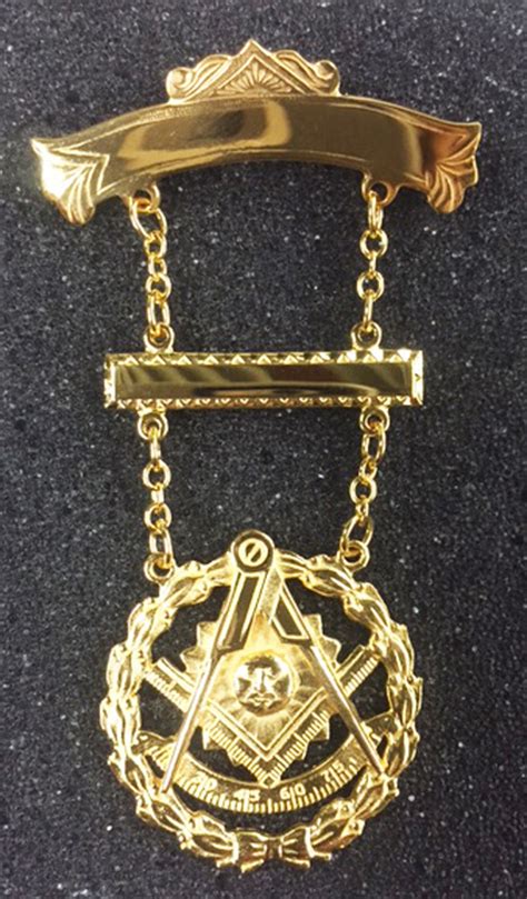 Past Master Swinger Jewel Gold Filledtwo Bars With Square Compass
