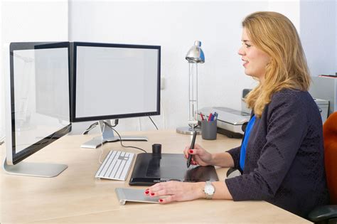 Increase Your Productivity With Dual Monitors