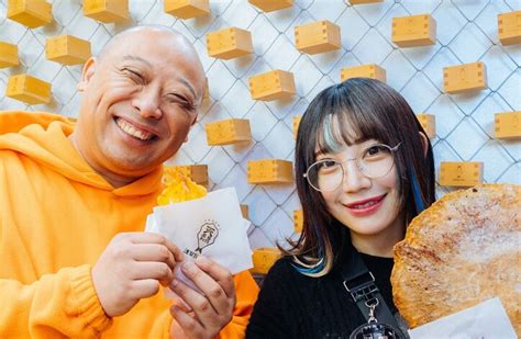 トム・ブラウンみちお、アイドルとデート！ほっぺたに食べカスがついているのを「かわいい」と指摘されガチ照れ バラエティ Abema