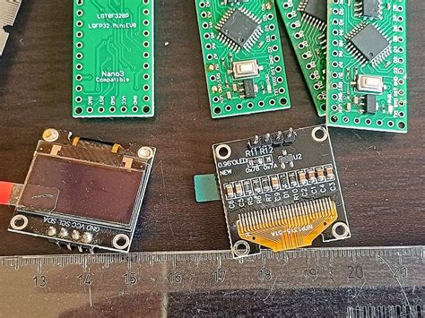5 Arduino Nanos Mit 2 Oled Displays Kaufen Auf Ricardo