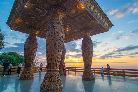 จุดชมวิวพระธาตุดอยสุเทพ Unseen Tour Thailand