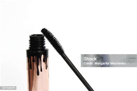 마스카라 지팡이 어플리케이터 흰색 배경에 대한 검은 스트로크 0명에 대한 스톡 사진 및 기타 이미지 0명 공휴일 난과 식물 Istock