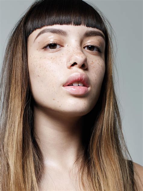 Discover 28 Ugly Bangs And Claire Boucher Ideas Freshers Week Alice Pagani Long Hair Makeup