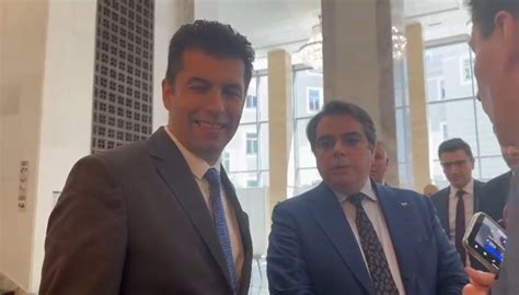 СКАНДАЛ КОЛТУКЛИЕВА АСЕН ВАСИЛЕВ заради Пеевски и Кавали ВИДЕО Информационна агенция ПИК