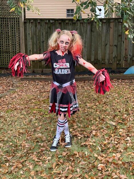 Premium Photo Zombie Cheerleader