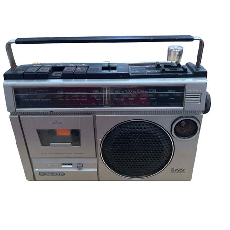 Vintage Sanyo Way Speaker Fm Sw Mw Tape Player S