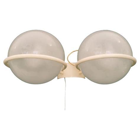 Gino Sarfatti For Arteluce Model 237 2 Wall Lamp Italy 1960s For Sale