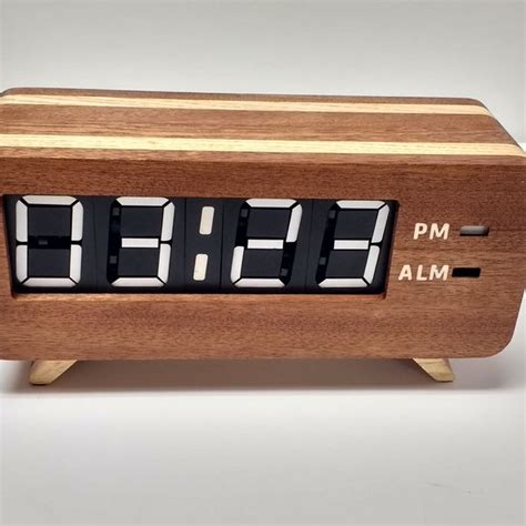 7 Segment Flip Display Clock