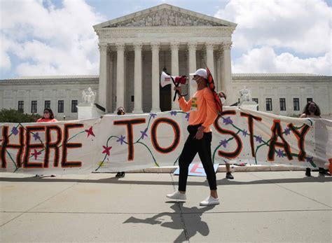 Daca Supreme Court Decision Uncertain Hope For Dreamers The Jesuit Post