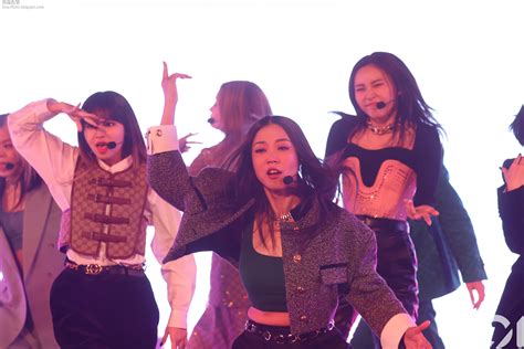 熱爆娛樂 Collar出道專訪︱八女直認遲早單飛 Ivy會向女粉絲派獨家福利？ Collar