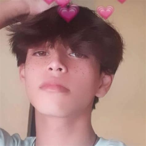 Fotos De Dois Meninos Bonitos Imagens De Dois Meninos Bonitos Sem♊️