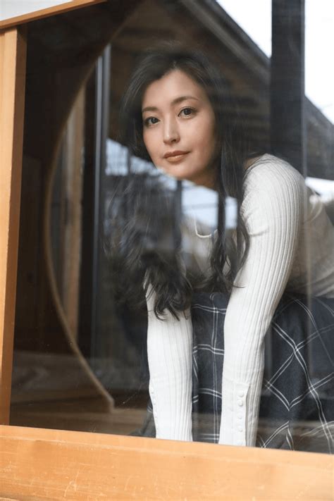 並木塔子 私の知らない妻2 週刊ポストデジタル写真集 72photos