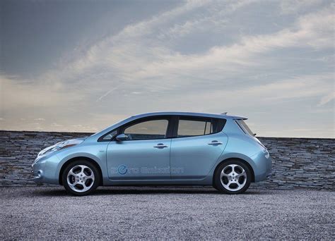 2010 Nissan Leaf Fabricante Nissan Planetcarsz