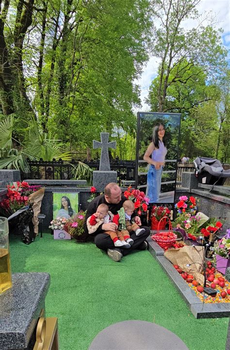 გიგა ცხელიშვილი გიგა ცხელიშვილი Added A New Photo