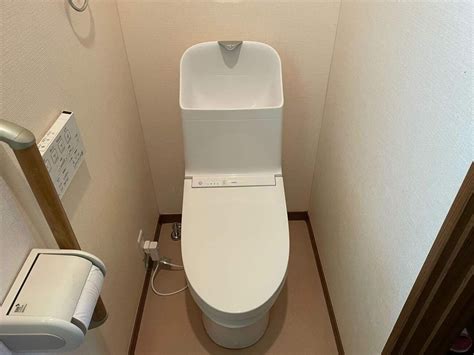 タンク一体型で掃除も見た目もシンプルに！ リフォーム実例 Toto株式会社